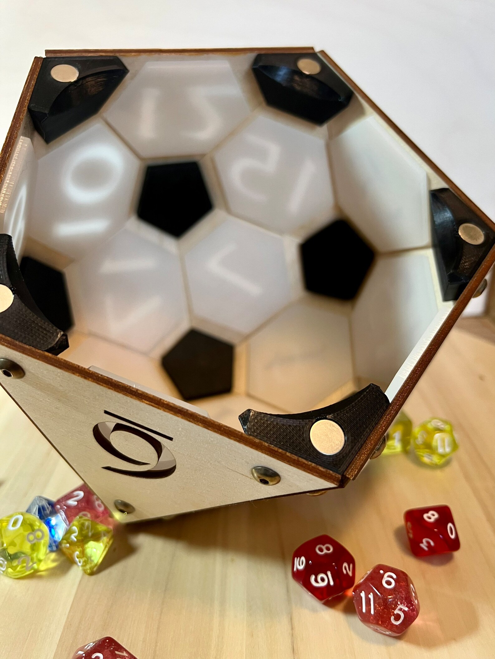 Giant Laser Cut D20 Driftglobe Lamp - Etsy