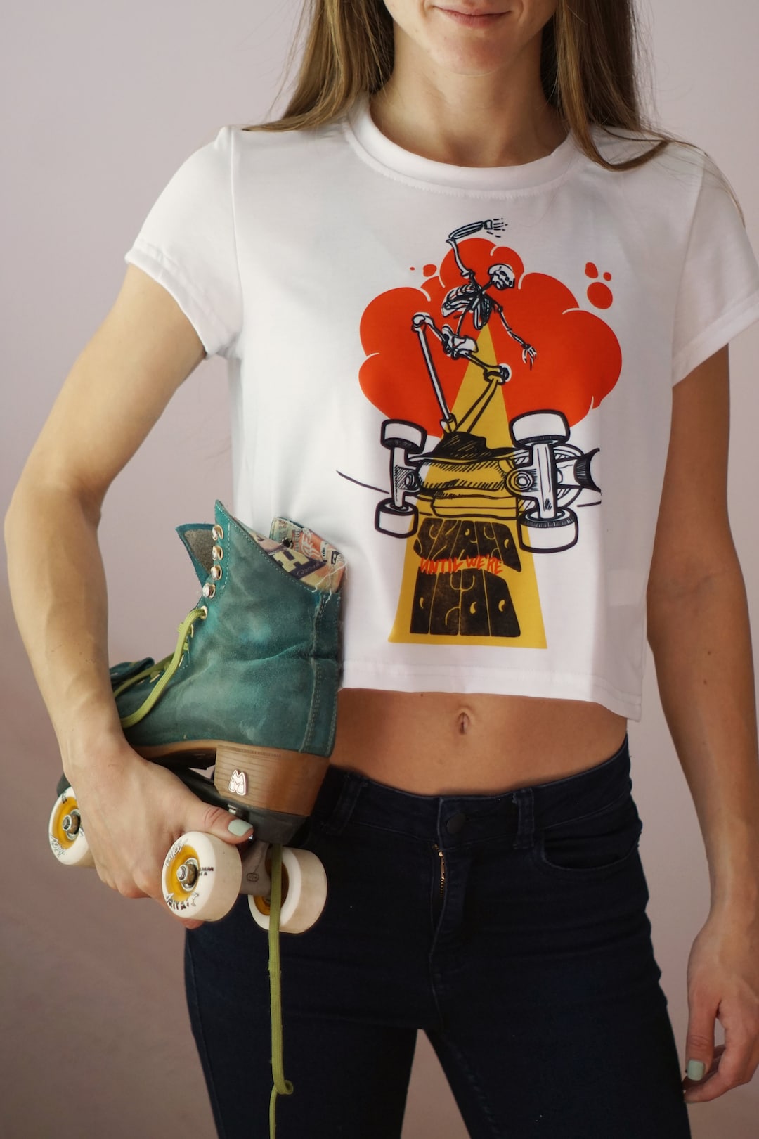 Roller Skating T-shirt, Crop Top With Roller Skate Graphic, Roller ...