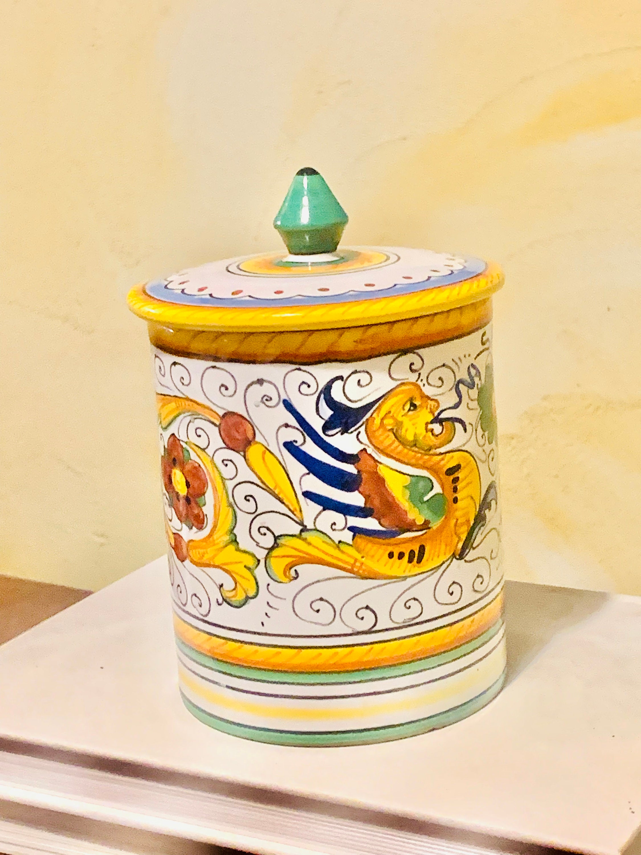 Deruta Vintage Pottery Raffaelesco Beautiful Jar Vintage Jar - Etsy