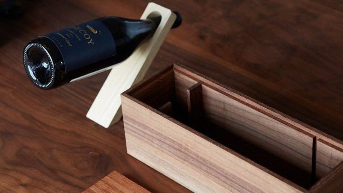 Walnut and Cedar Wine Box - Etsy