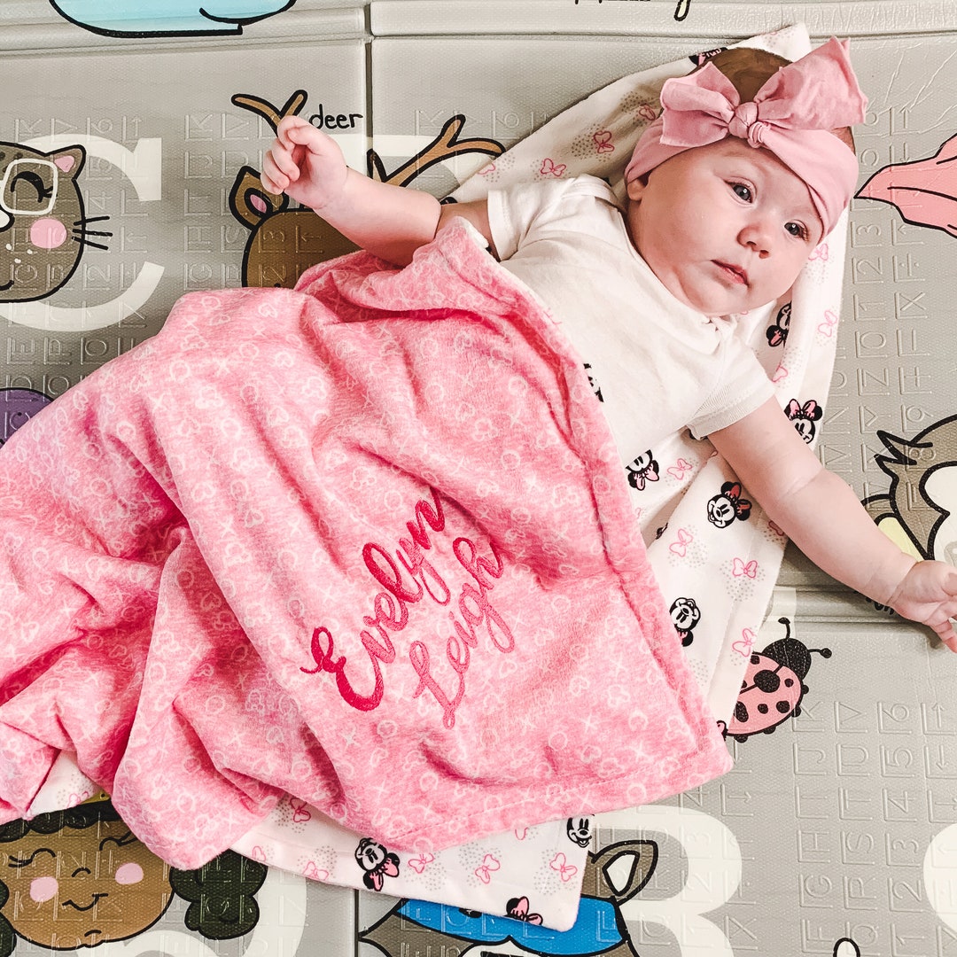 Personalized Disney Baby Blanket - Minnie Mouse - Etsy