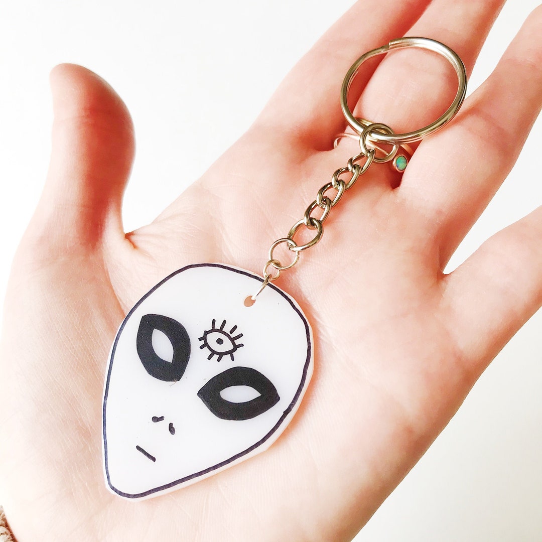 Cute Alien Keychain | Hand Drawn Classic Alien Psychic Shrinky Dink ...