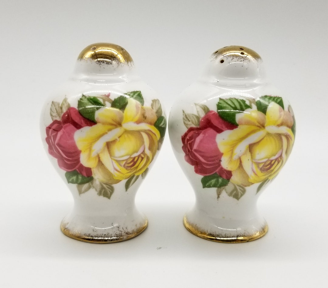 Salt and Pepper Shaker With Red and Yellow Roses , Queen Anne Roses ...