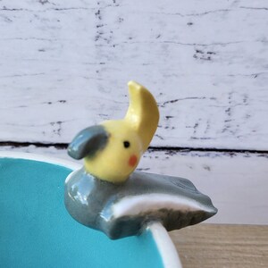Handmade Ceramic Cockatiel Bowl: Sculpted Bird Design - Etsy