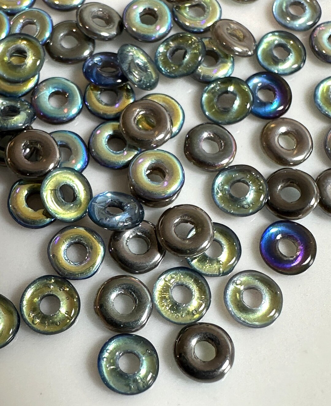O Beads Crystal Graphite Rainbow, 5g, 1 Hole, 1x4mm, Seed Beads - Etsy
