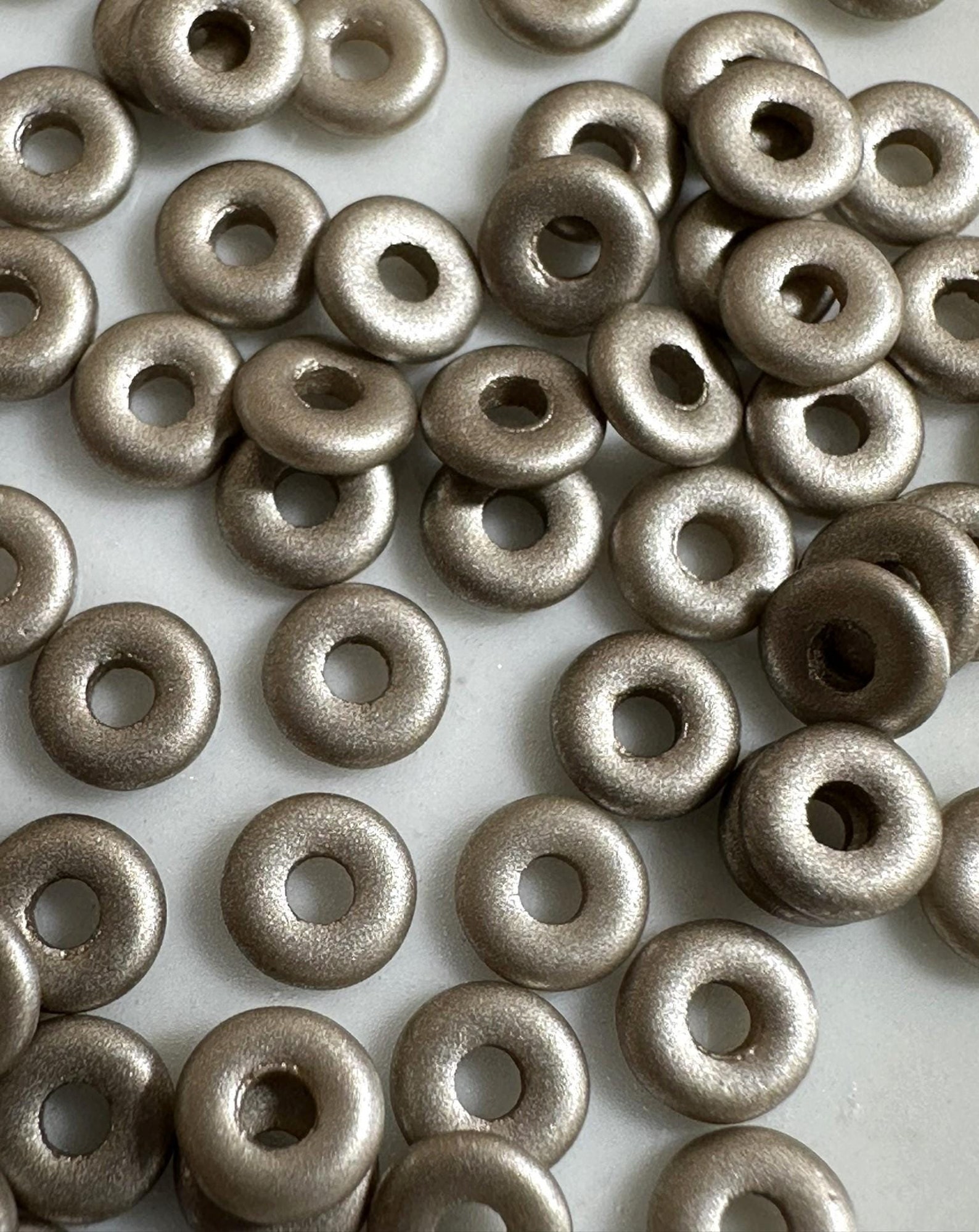 O Beads Metallic Beige, 5g, 1 Hole, 1x4mm, Seed Beads, 29416 - Etsy