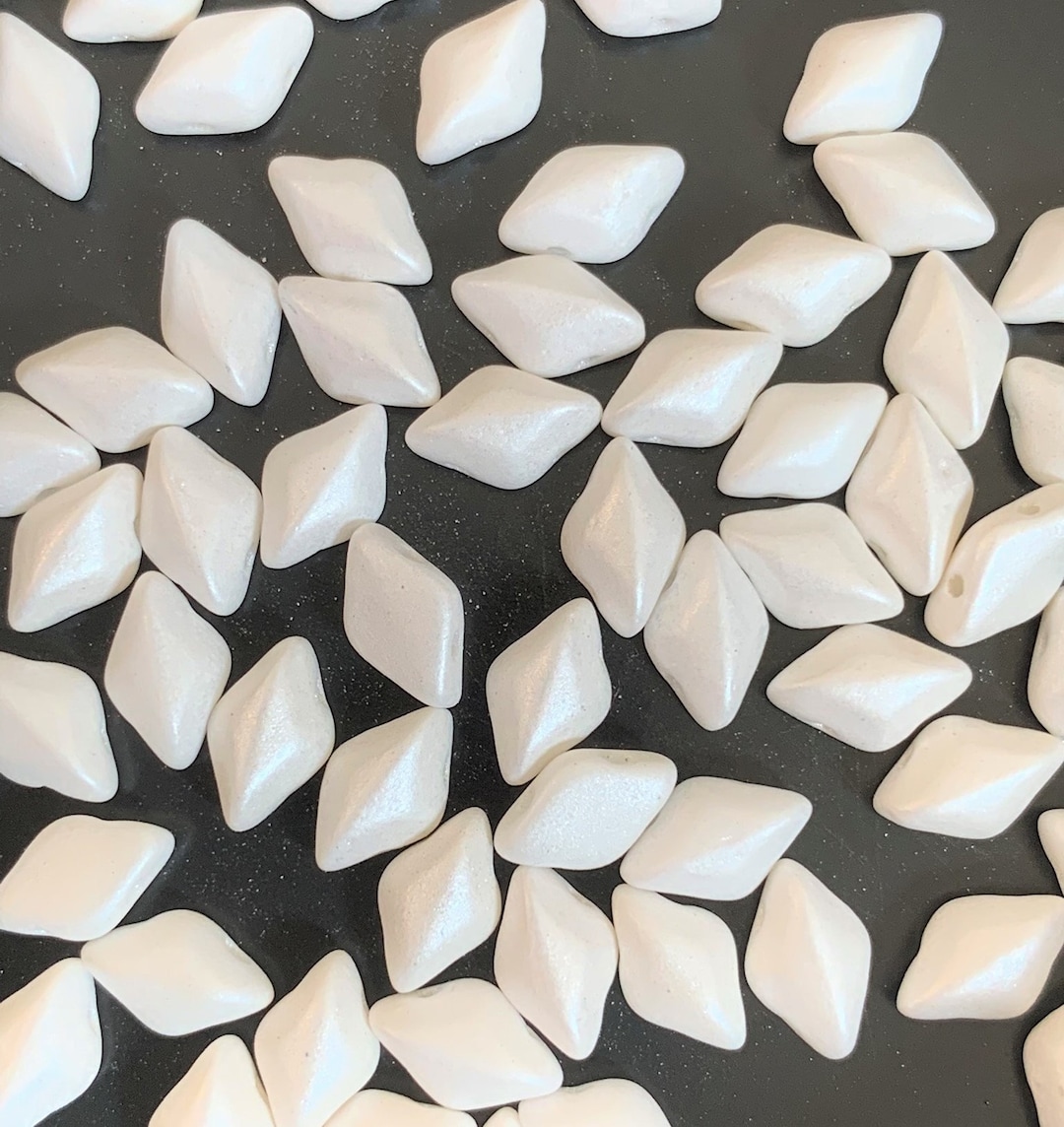 40 Pcs Gemduo Beads, Pearl Shine White, 5x8mm, 2 Hole, Diamond Shaped ...
