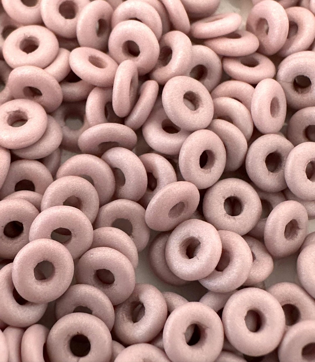O Beads Pastel Taupe, 5g, 1 Hole, 1x4mm, Seed Beads, 29562 - Etsy