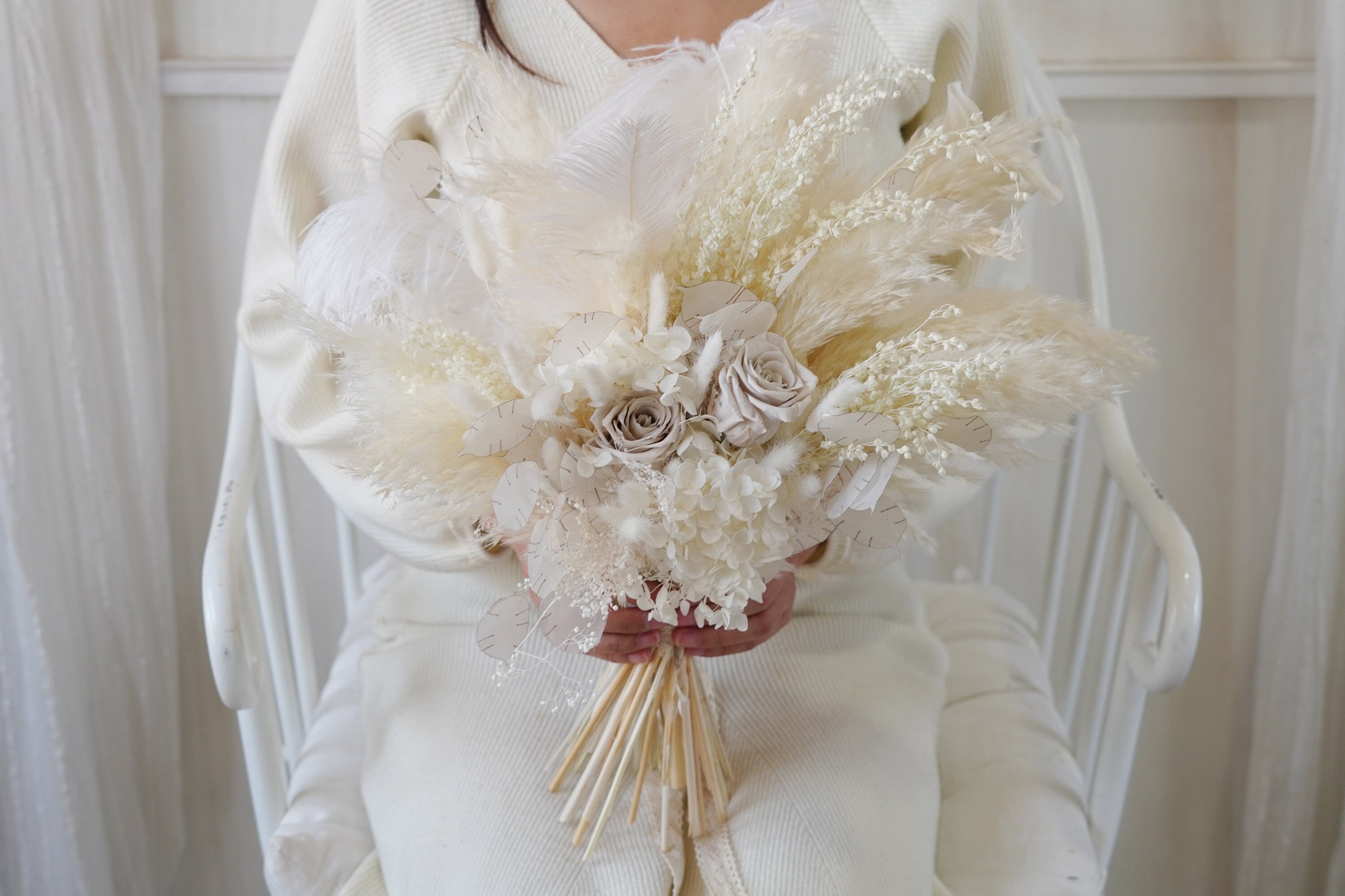 Ostrich Feather Wedding Bouquet Elegant White Ostrich Feather Wall