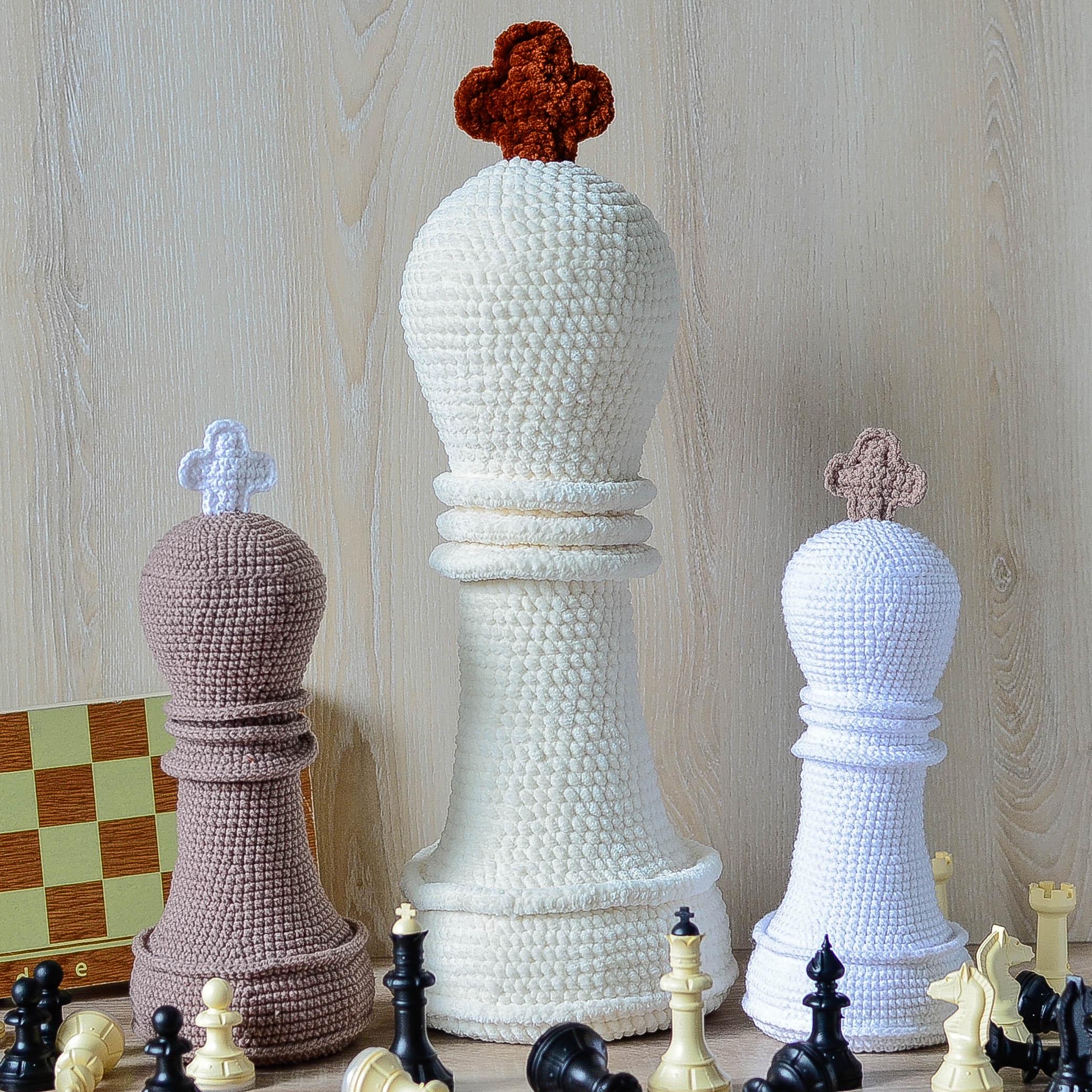 No Sew Chess Set Crochet Pattern – QUEEN, KING, Rook, Pawn, Knight ...