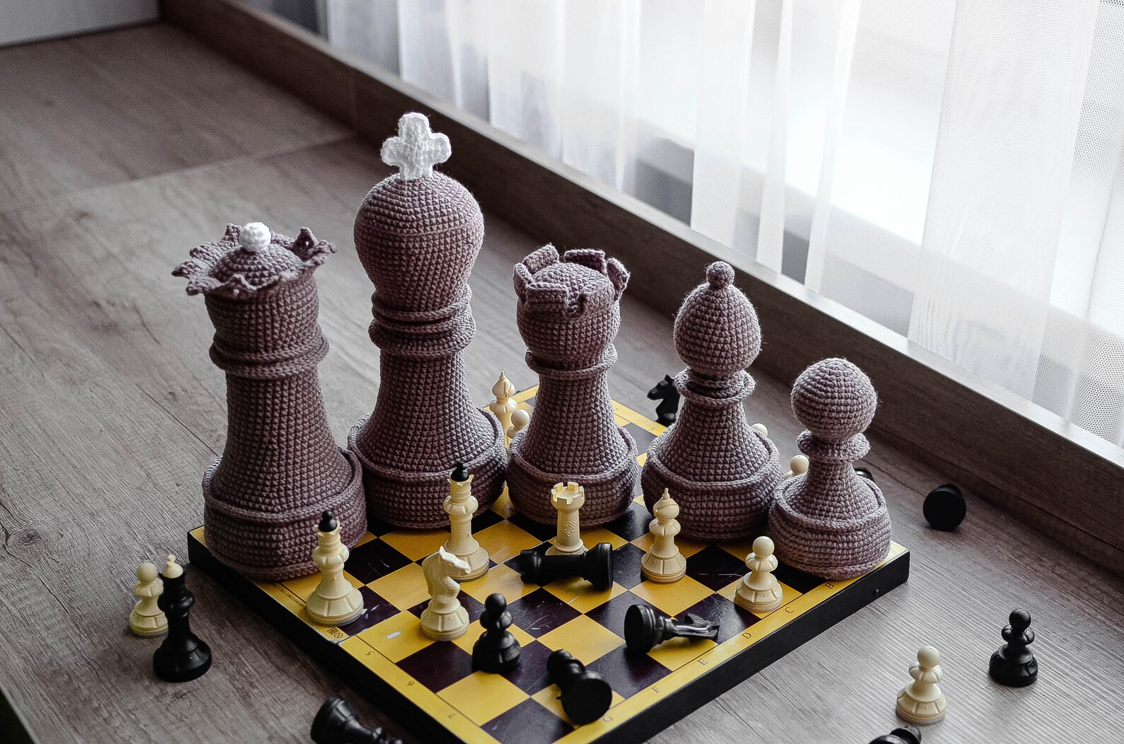No Sew Chess Set Crochet Pattern – QUEEN, KING, Rook, Pawn, Knight ...