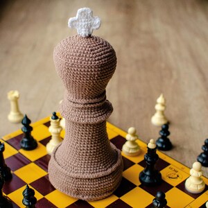 No Sew Chess Piece KING Crochet Pattern, Amigurumi Chess Piece KING ...
