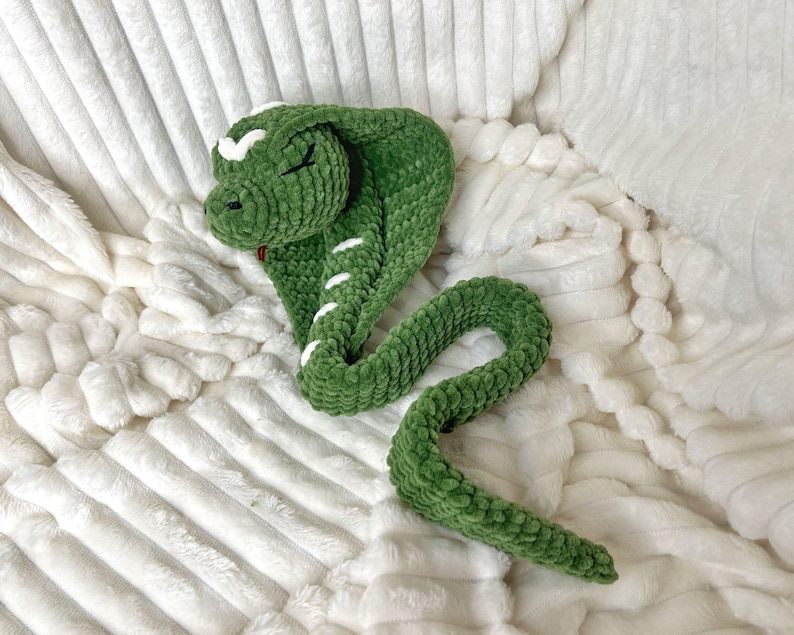 SNAKE Snuggler Lovey Easy Crochet Pattern PDF | Cobra Security Blanket ...