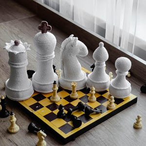 No Sew Chess Set Crochet Pattern – QUEEN, KING, Rook, Pawn, Knight ...
