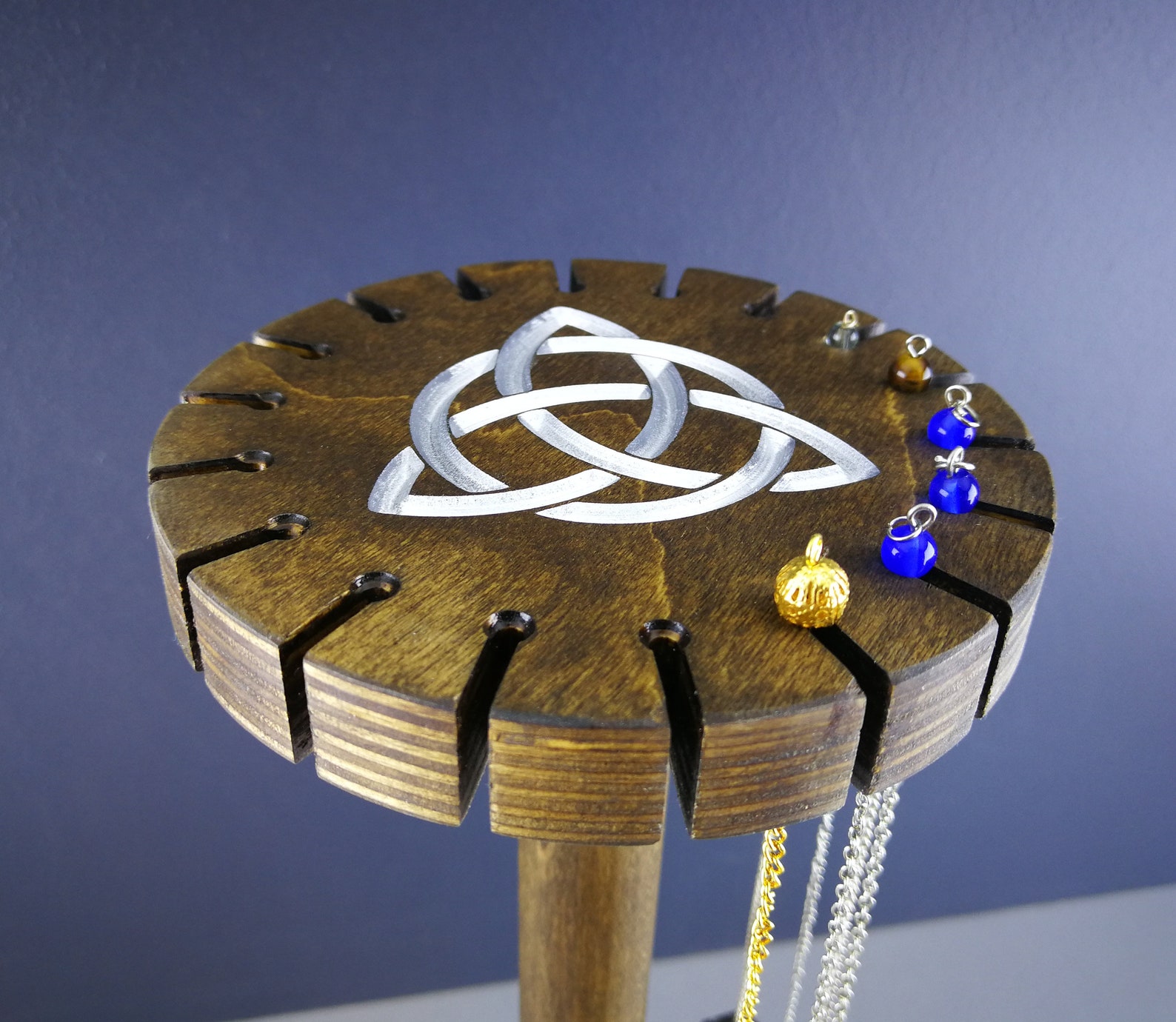Wood Pendulum Stand With Triquetra, Dowsing Pendulum Holder - Etsy