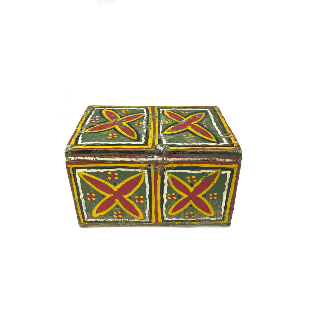 Hand-painted Folk Art Wooden Box / Moroccan Box / Flower of Life - Etsy