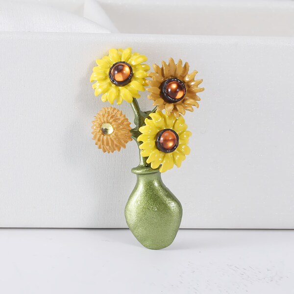 Vase Brooch - Etsy