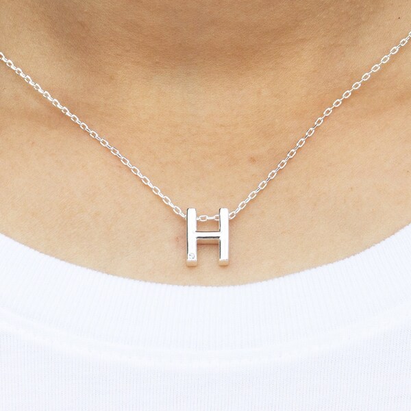 Letter H Necklace - Etsy UK