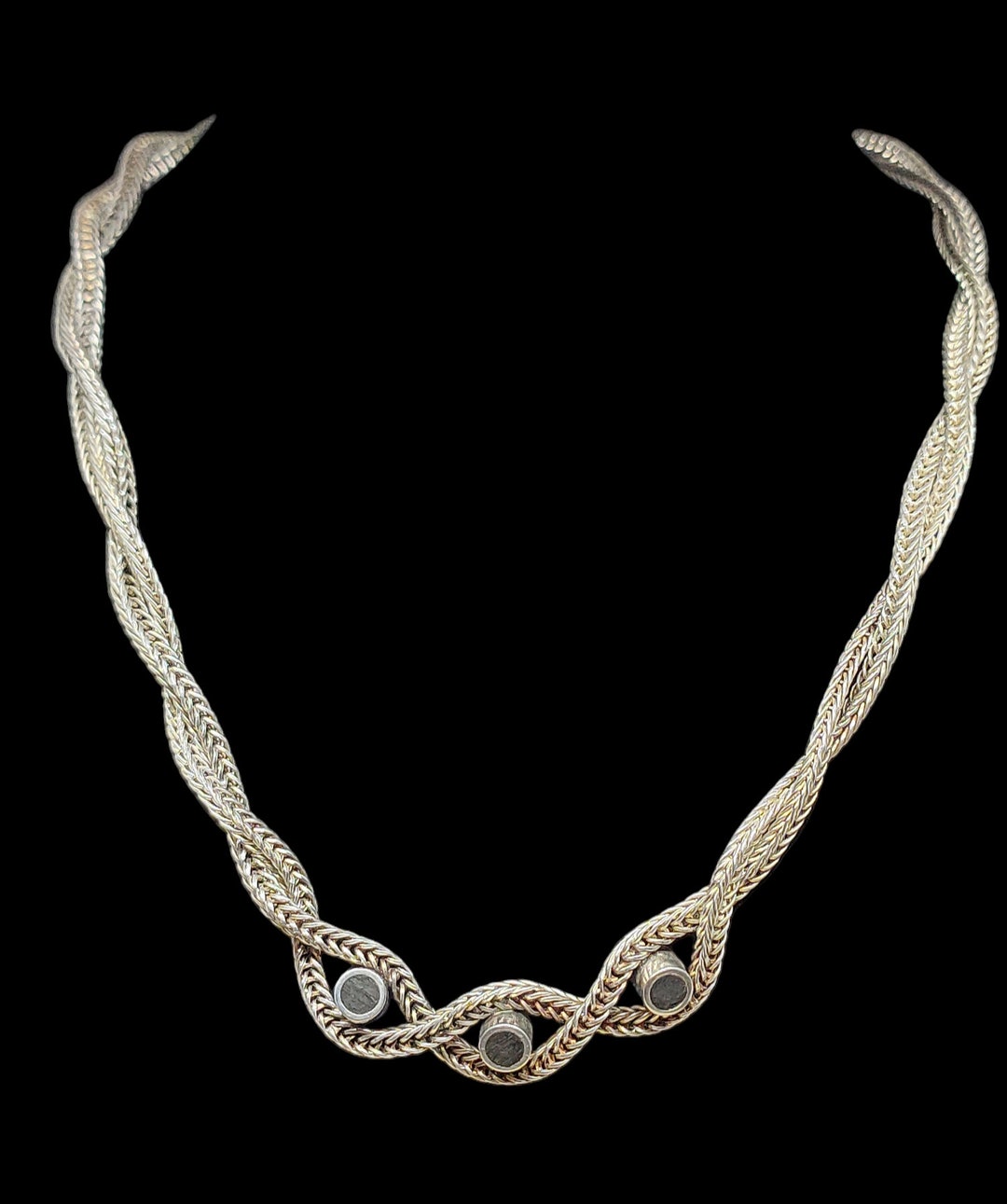 Beautiful Vintage Birmingham 1977 Hallmarked NWJ Skillfully Crafted ...