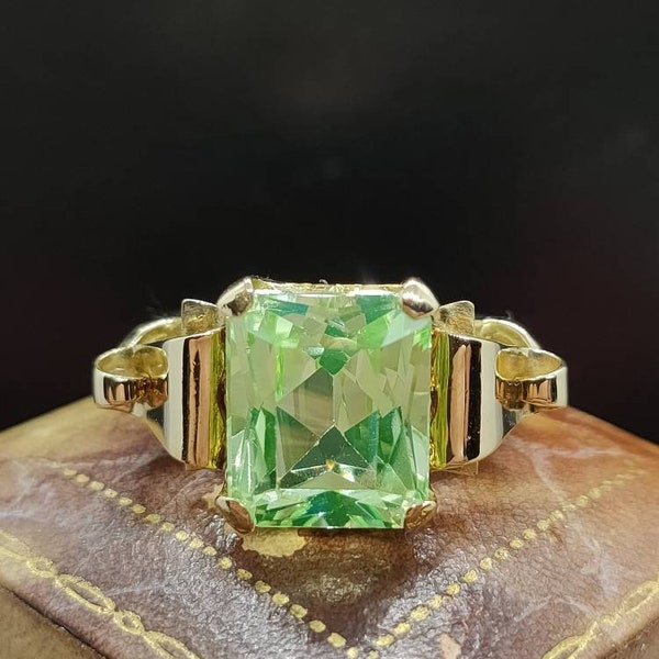 Large Uranium Glass Ring - Etsy