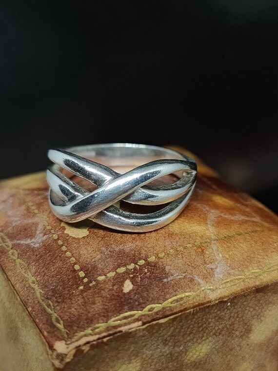 Beautiful Vintage Cross Over Celtic Inspired Stackabl… - Gem