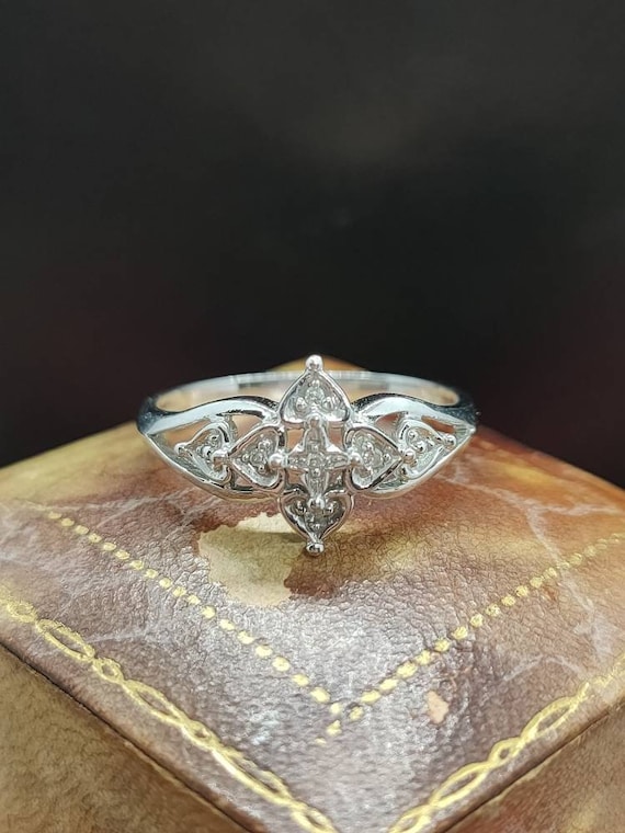 Stunning Modern Circa 2000 London Import Hallmarked D… - Gem