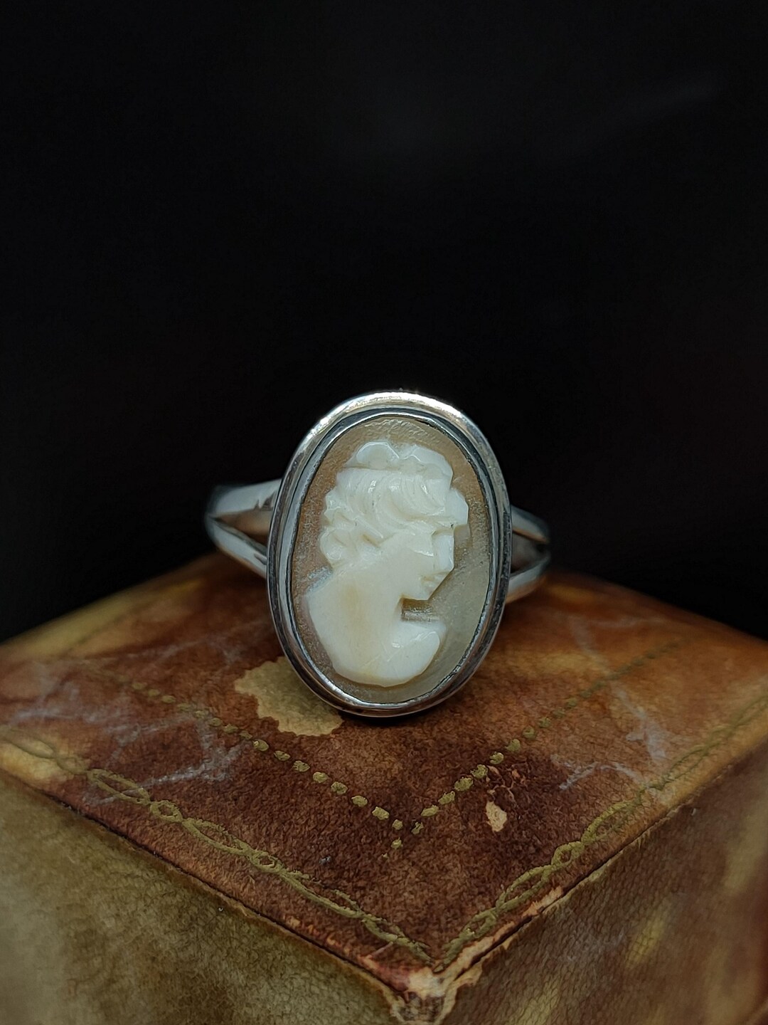 Beautiful Vintage Antique Edwardian Inspired Decorative Bezel Set ...