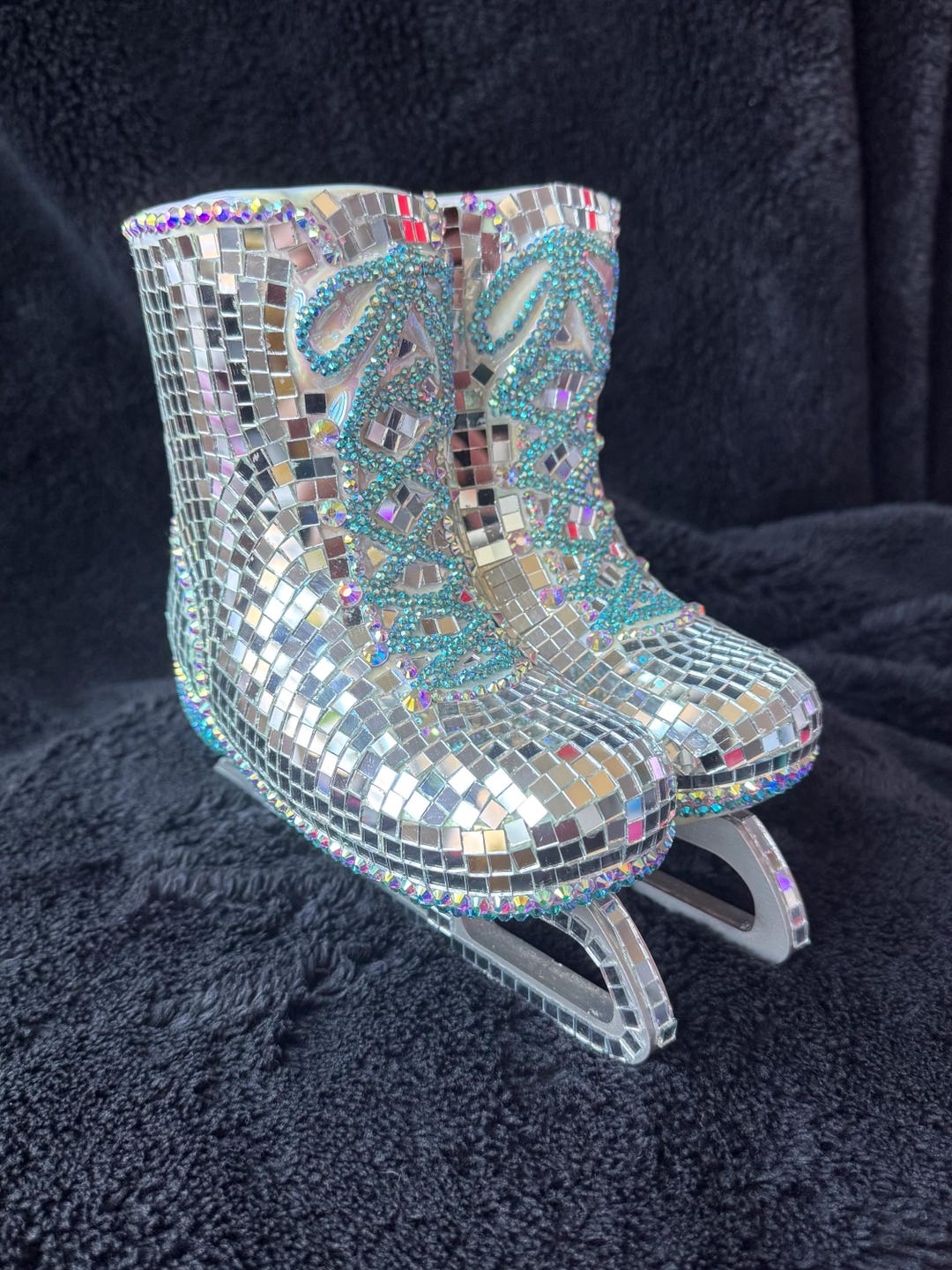 Disco Ice Skate Sculpture Figure Skating Statue Mirrors and Rhinestones ...
