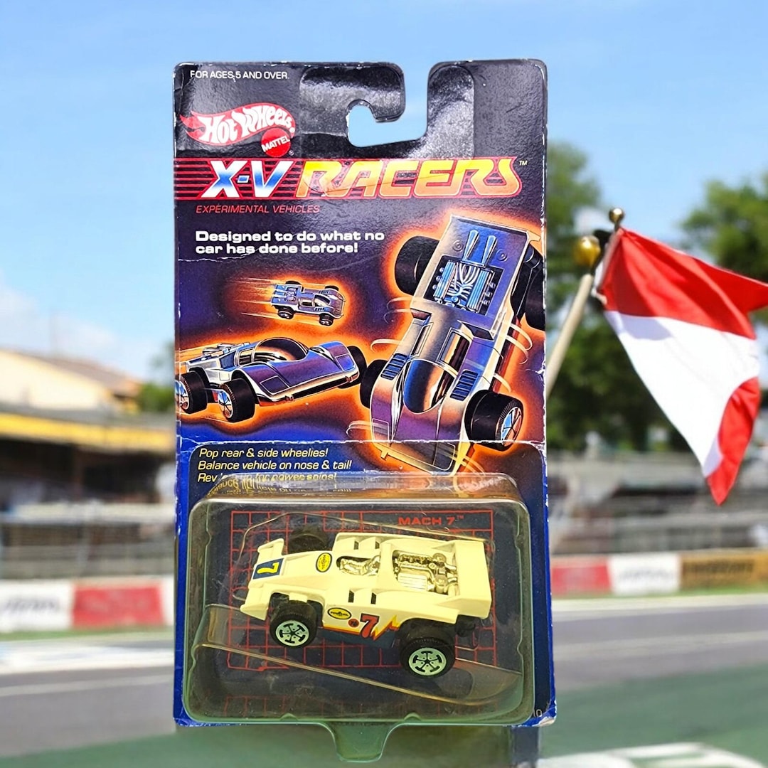 Vintage Hot Wheels X-V Racers Stunt Racer 1985 White Car Blue Accent ...