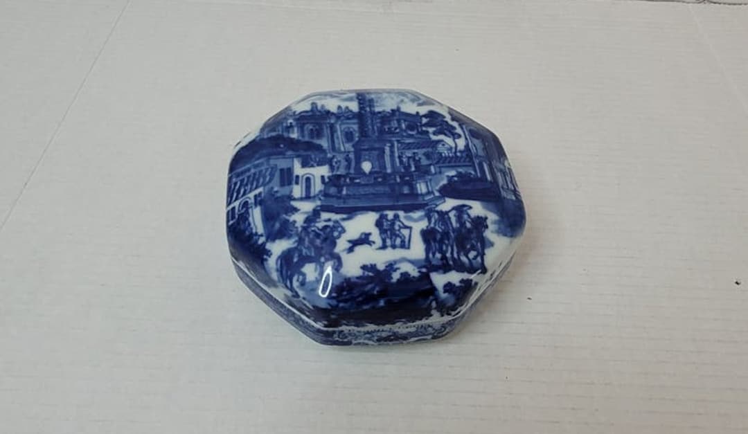 Vintage Blue Porcelain Trinket Box - Etsy