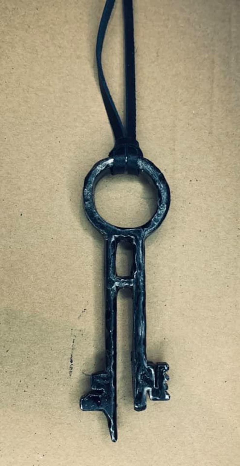 Davy Jones Key Dead man's chest key inspired prop replica | Etsy