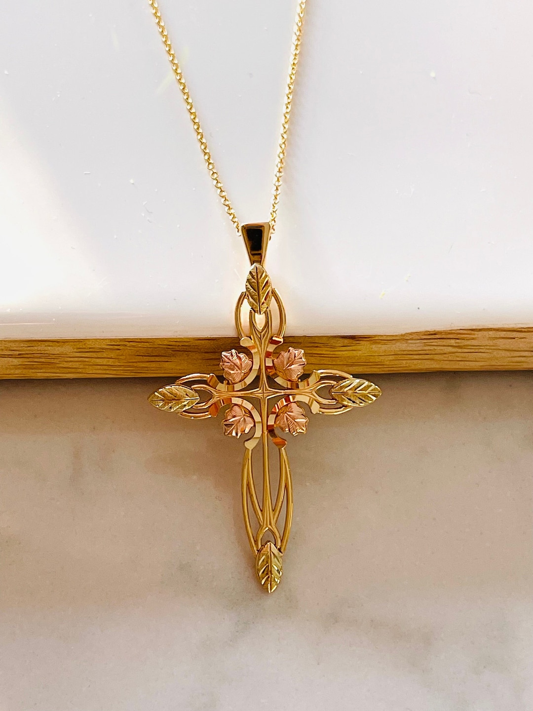 10K Solid Yellow and Rose Gold Cross / A Beautiful Leaf Design Cross ...