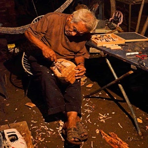 CHOMPIPE. Decorative Wooden Peacock Mask for Wall Decor | Guatemalan ...