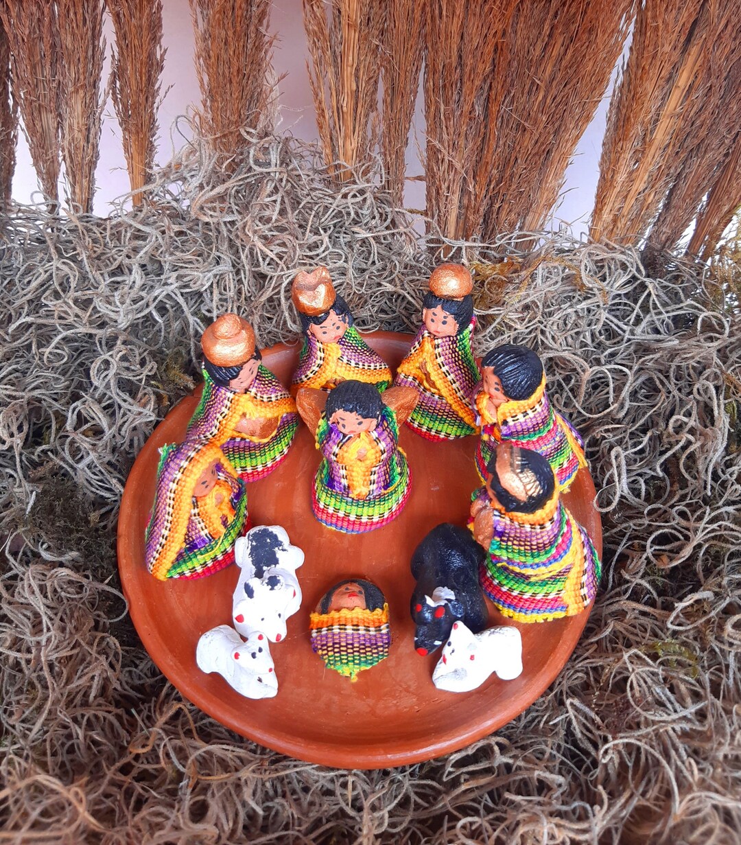 MUSGO. Yellow Green Christmas Nativity Scene | Traditional Clay ...