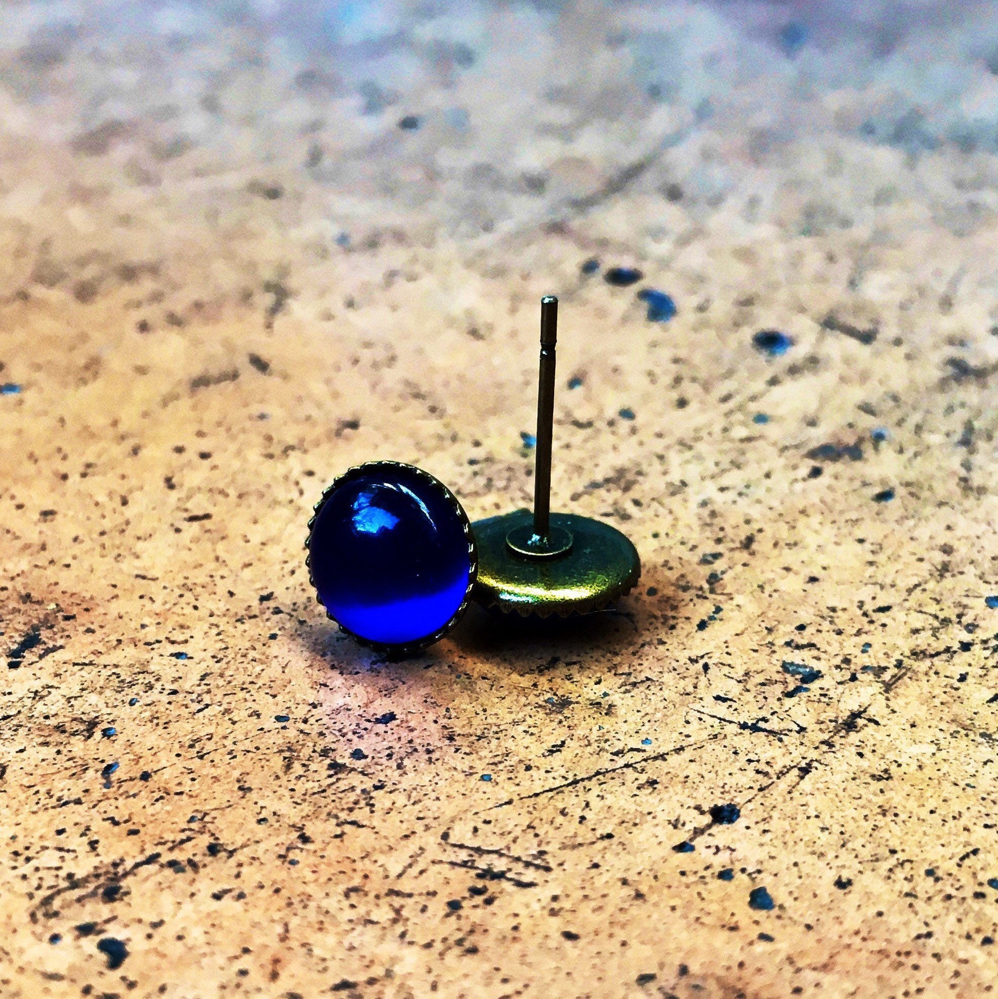 Royal Blue Shining Cat's Eye gemstone Studs Natural | Etsy
