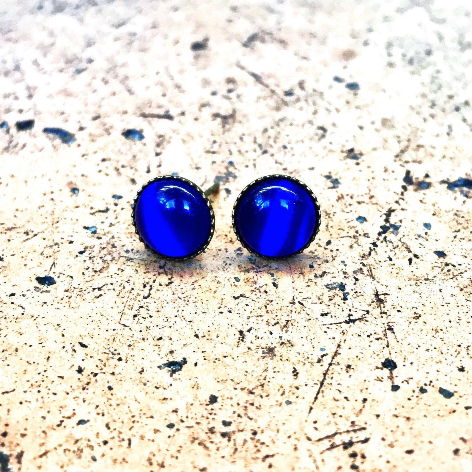 Royal Blue Shining Cat's Eye gemstone Studs Natural | Etsy