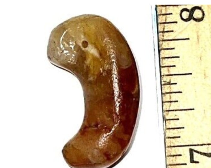 Exceptionally Rare Comma Shaped Agate Jewel Bead, Kofun Period, Japan ...
