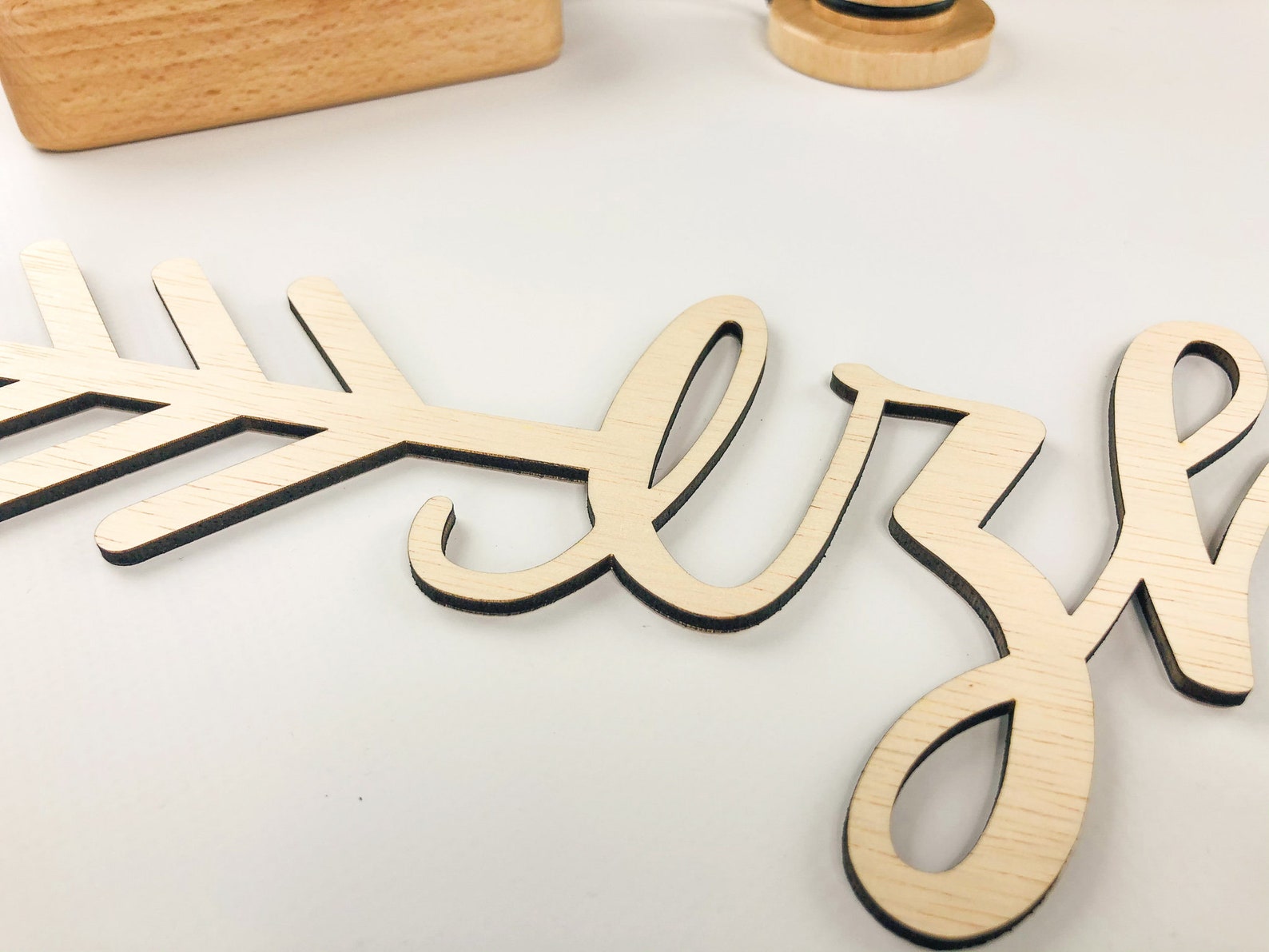 Personalised Name Arrow Wall Plaque - Nursery or Children's Bedroom ...