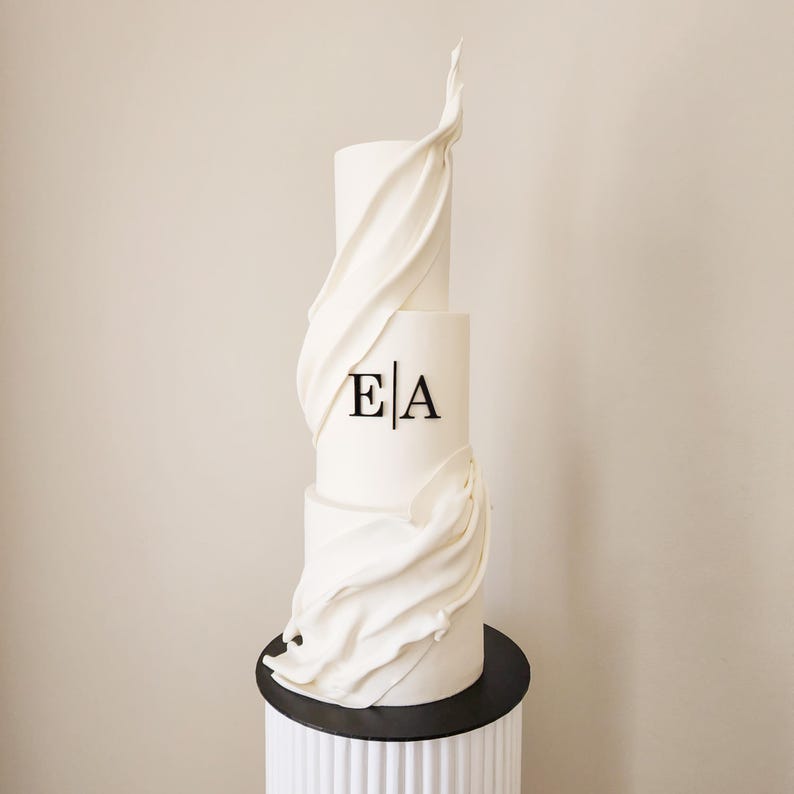 Wedding Cake Serif Initials Charm With Line Separator - Etsy