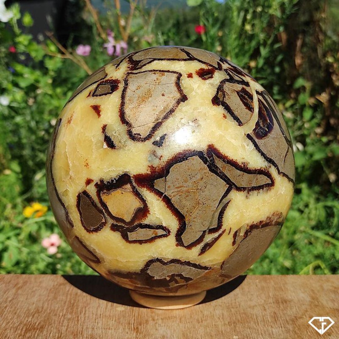 Septaria Sphere - Polished Natural Stone From Madagascar (collection ...