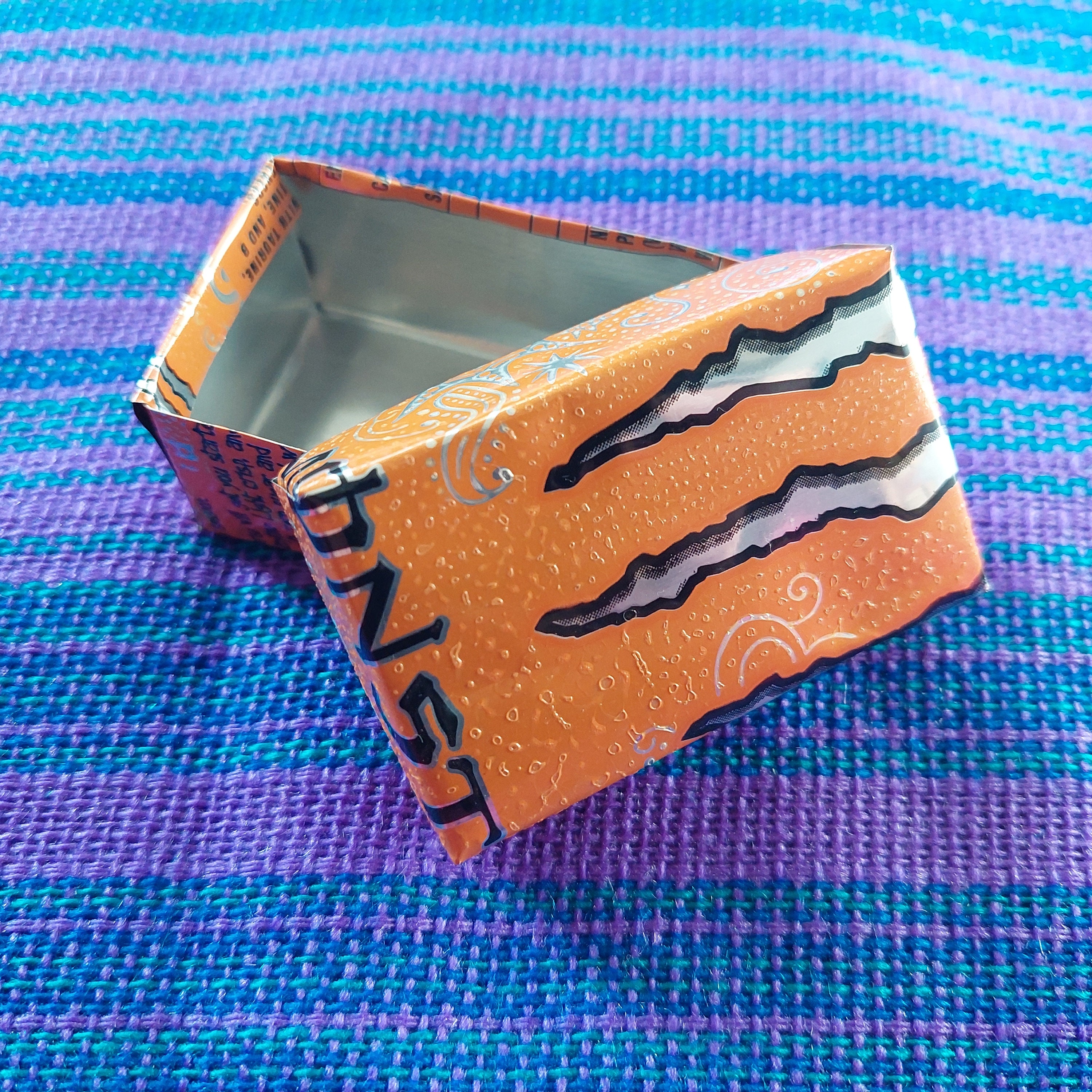 Soda Can Box large - Etsy