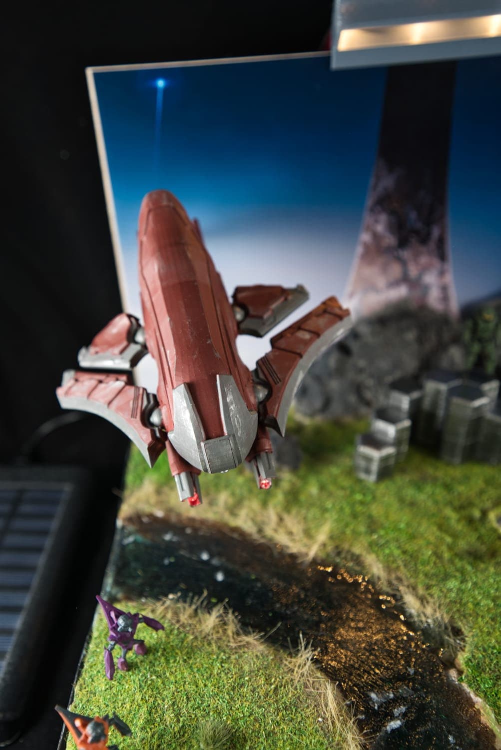 Fan Made Halo Diorama "battle for Reach" 43 X 30 Cm - Etsy