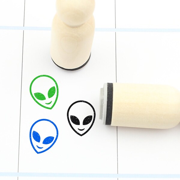 Alien - Etsy
