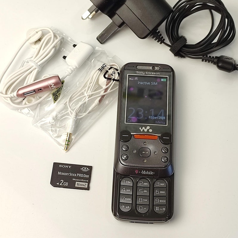 Y2k Slide Cell Phone - Etsy