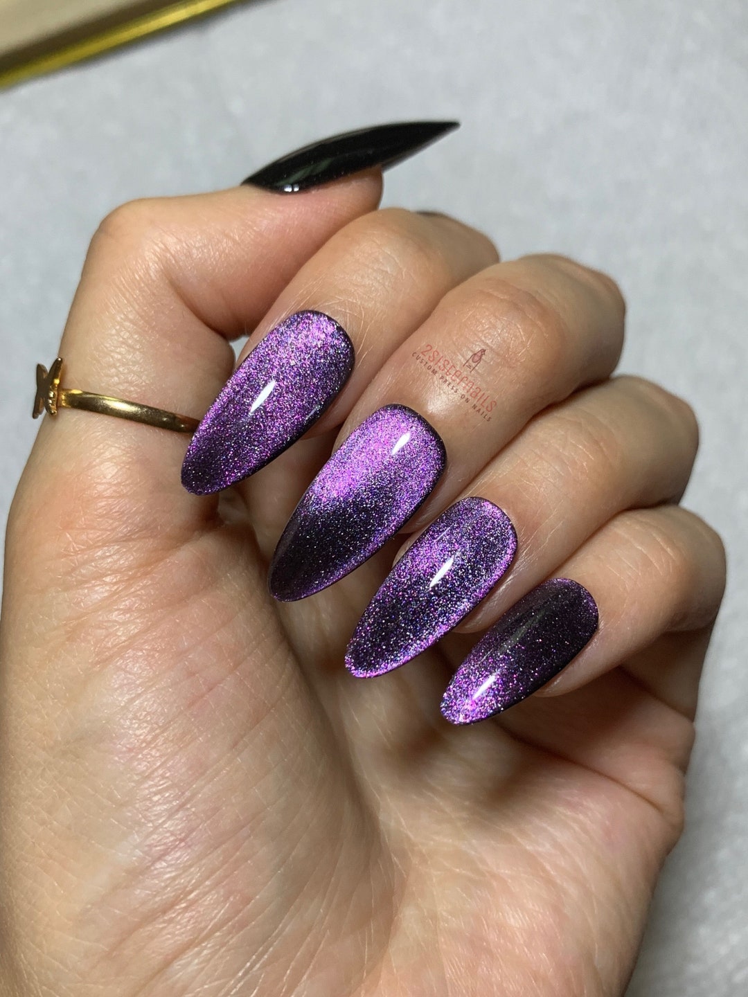 Bright Purple Color Shifting Nail Long Coffin Black Dark Cat Eye Press ...