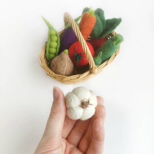 Felted Garlic Bulb, Needle Felted Vegetables, Realistic Food, Kitchen ...