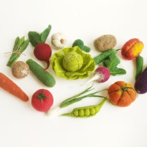 Felted Garlic Bulb, Needle Felted Vegetables, Realistic Food, Kitchen ...