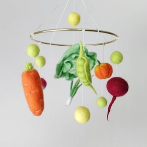 Needle Felted Veggie Mobile Hanging Vegetables Nursery Mobile Greenery ...