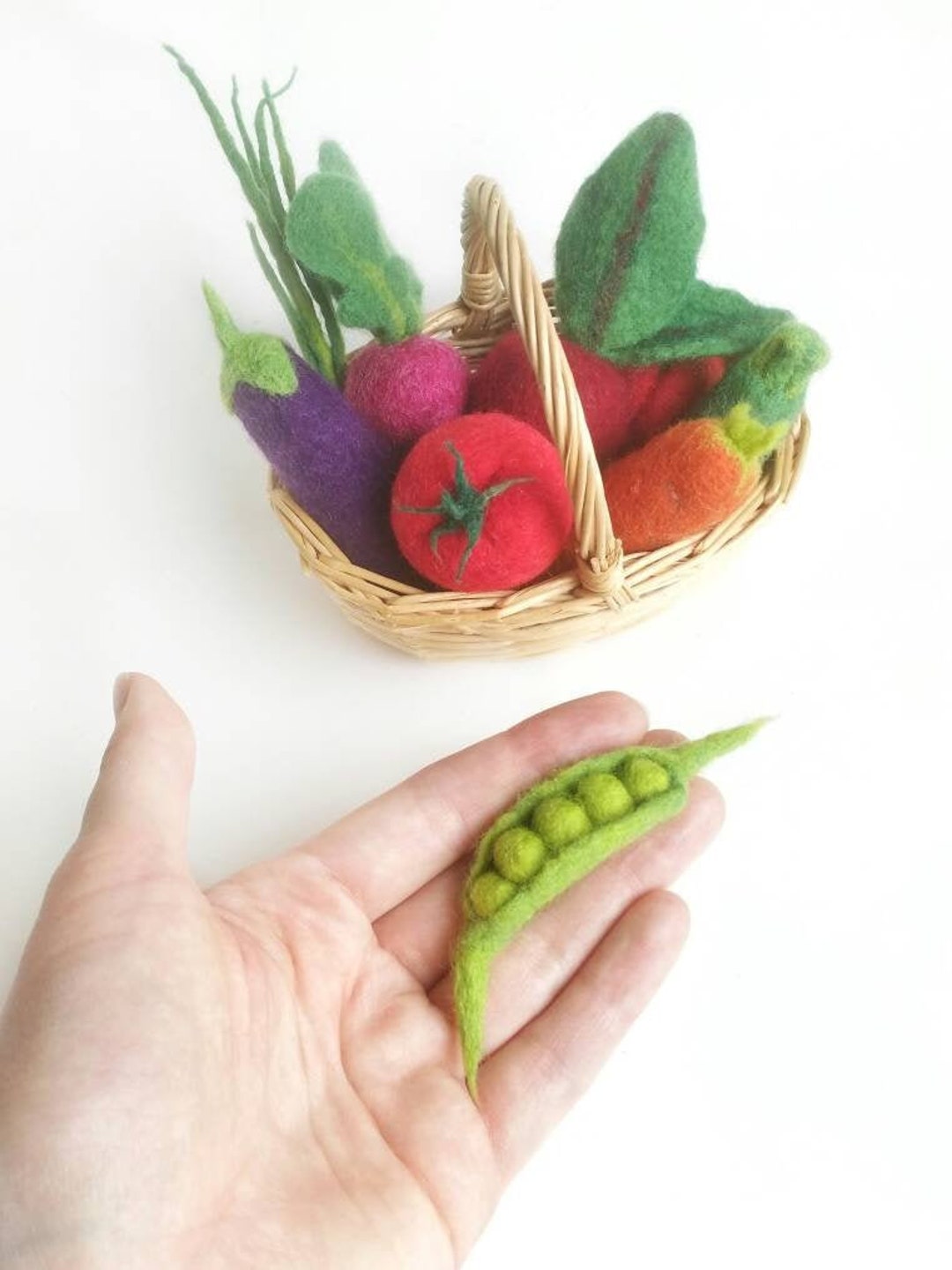 Kids Kitchen Play Food, Needle Felted Green Peas, Pretend Vegetable ...