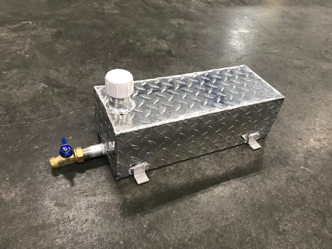 2 Gallon Water Tank - Etsy